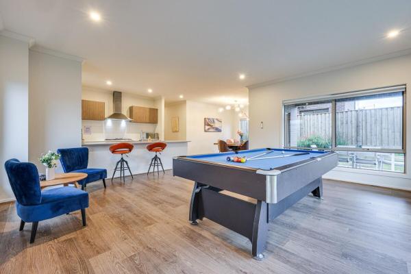 Stayau Luxury Double-story Home Ac Throughout - Clyde North