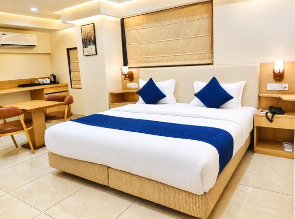 The All Season Hotel In Pune - Pune