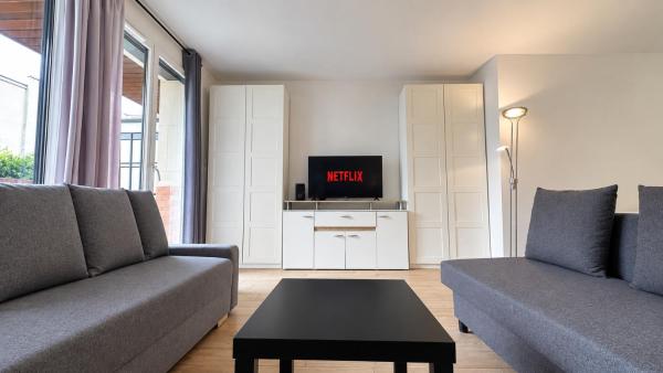 Studio Apartment With Balcony Near Luxembourg Gardens - Gare Montparnasse - Paris