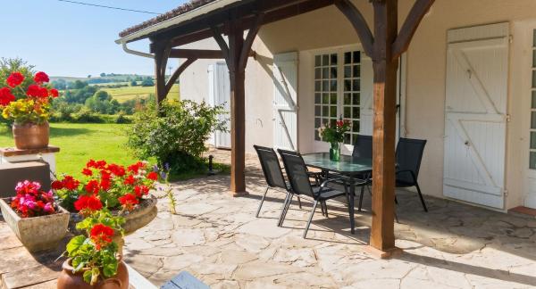 Maison Charmante à Lannes Avec Terrasse Et Jardin, Animaux Acceptés - Condom