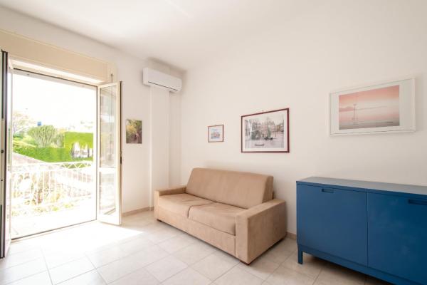 Charming Apartment In Vieste With Balcony And Garden View - Vieste
