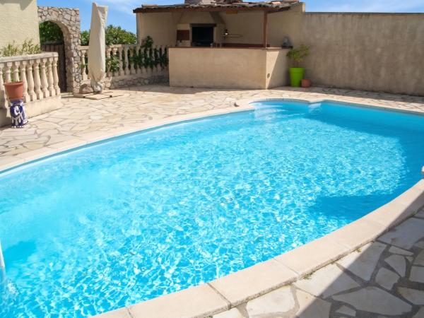 Villa Avec Jardin à Poussan Avec Piscine Privée Ouverte Toute L'année - Bouzigues