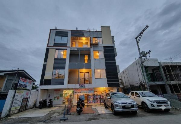 Oyo 1244 Collection O Four Petals Inn - Iloilo City
