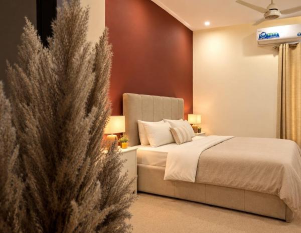 Pine Villa 4 Bedroom Fully Furnished Family House - Lahore