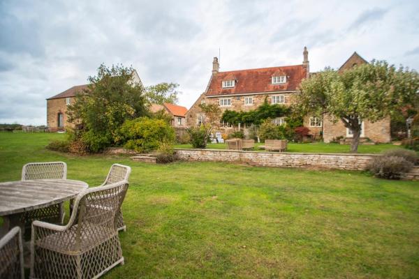 Welcome To The Ridings, Seaton, Rutland - Oakham
