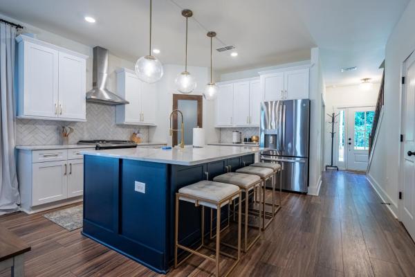 2 Mi To Lakepoint Ideal 4 Group Stays & Game Days - Cartersville, GA