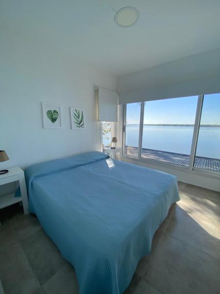Casa Con Tremenda Vista Al Río - Ituzaingó