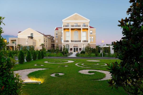 Tresor Le Palais Timisoara, Curio Collection By Hilton - Timisoara