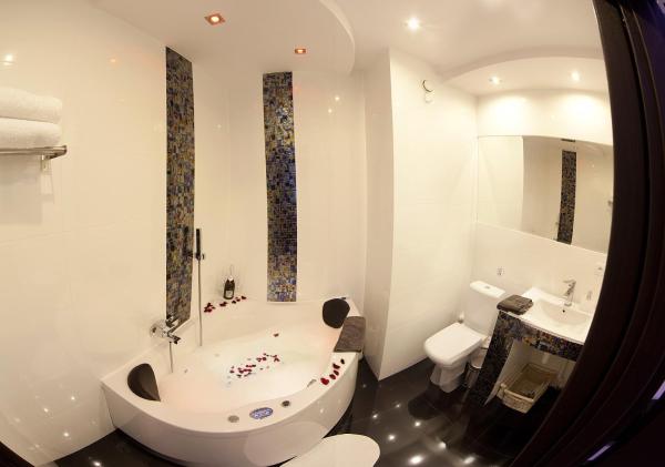 Angel City Center Krakow Aparthotel - Krakow