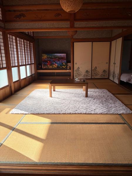 なぎさの宿平屋三重県観光の拠点伊勢神宮鈴鹿サーキットアクセス良好家族グループ旅行 - Tsu