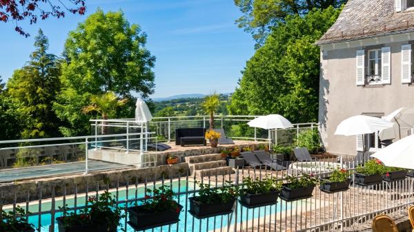 Bungalow Charmant à Argences-en-aubrac Avec Piscine Partagée - Occitanie