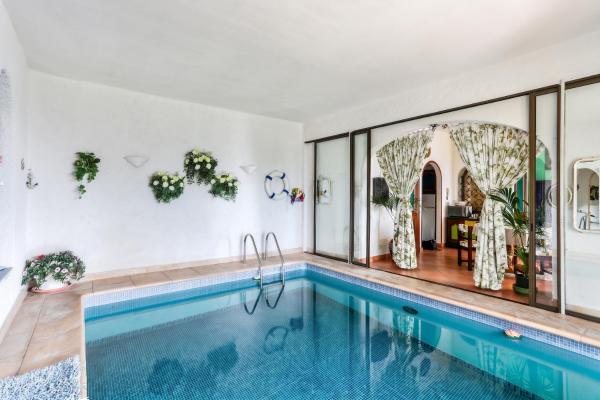 Studio En Bord De Mer à Menton Avec Piscine Privée 80 M² - Menton