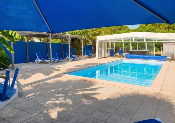 Maison Accueillante Avec Piscine à Meursac + Spa - Saintes