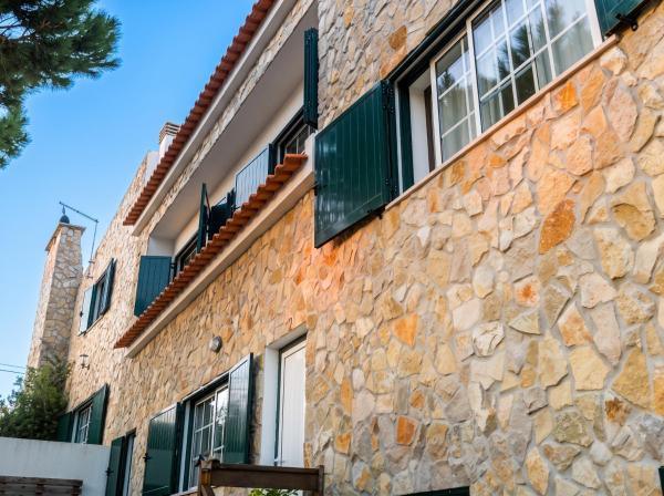 Charming House In Nazaré With Fireplace - São Martinho do Porto