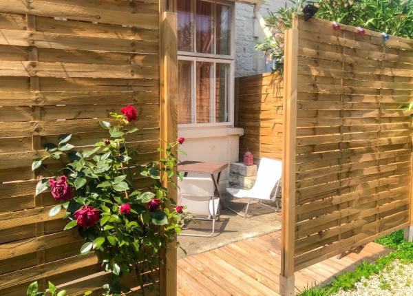 Maison Charmante à Saint-germain-de-lusignan, Parking Privé - Jonzac