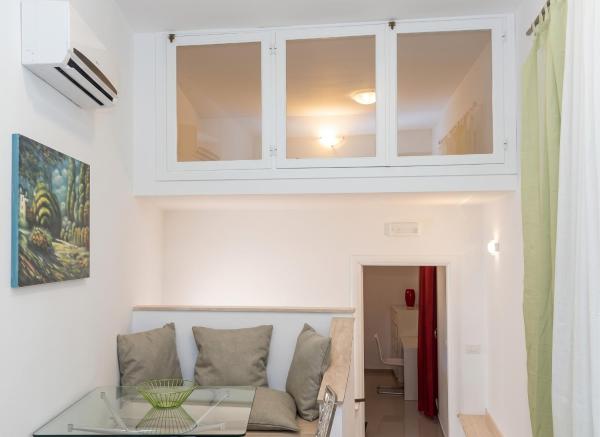 Charming Apartment In Alcamo 45m² + Balcony - Alcamo
