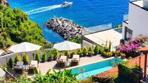 Les Terrasses Suites - Estreito da Calheta