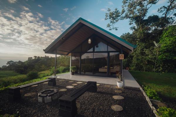 Bukubulu Bungalow - Turrialba