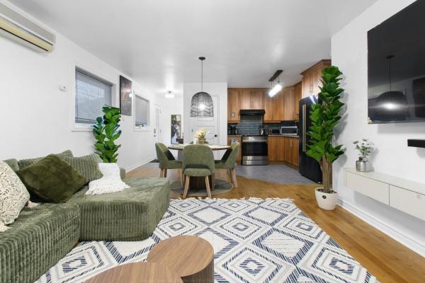 The Extravagant Minimalist 3 - Gatineau