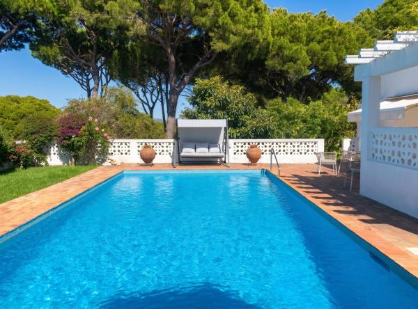 Elegant Villa In Vilamoura With Private Pool - Quarteira