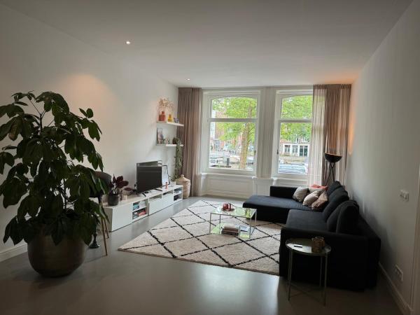 Spacious And Bright Apartment - 암스텔벤