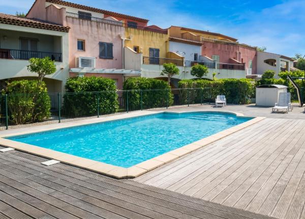 Maison Charmante à Cogolin + Piscine - Gassin