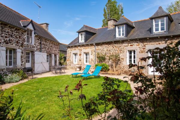 Maison Conviviale Avec Jardin à Pordic - Idéale Pour 13 Pers. - Saint-Brieuc