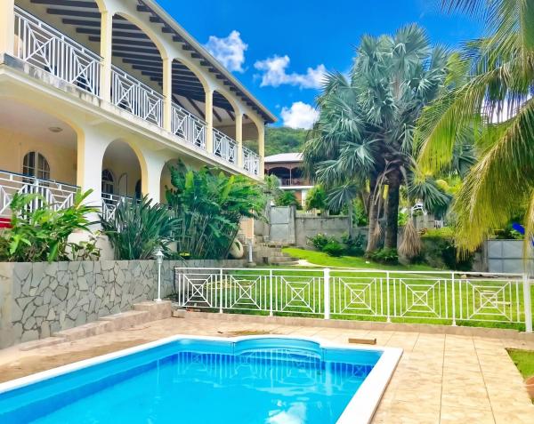 Spacieuse Villa à Deshaies Avec Piscine Privée - Deshaies