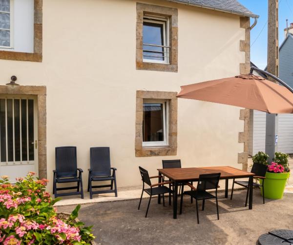 Maison Charmante Près De Cast Avec Jardin Et Activités - Chateaulin