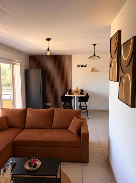 Appartement éLégant Avec Terrasse & Vue Dégagée - Bourgoin-Jallieu