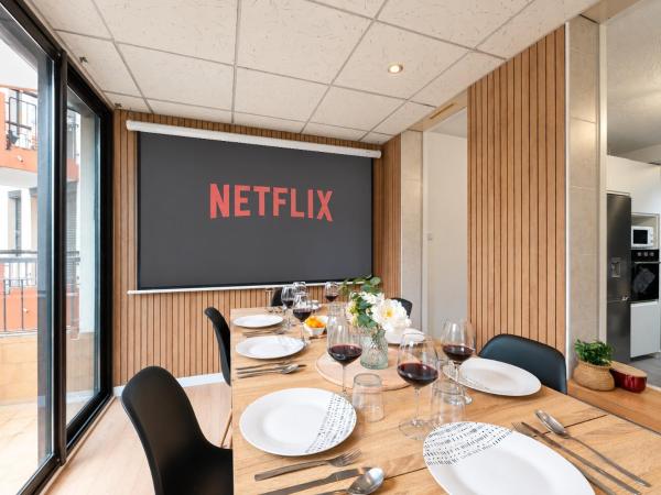 Grand Appart 10 Pers - 5 Chambres - Cinéma Privé 4k- Alpexpo - Grenoble