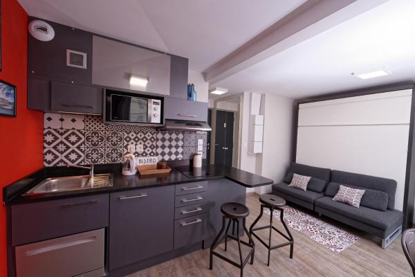 At Home In Lyon - Genas