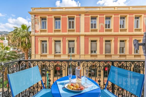 The Menton Townhouse With Balcony - Happy Rentals - Menton