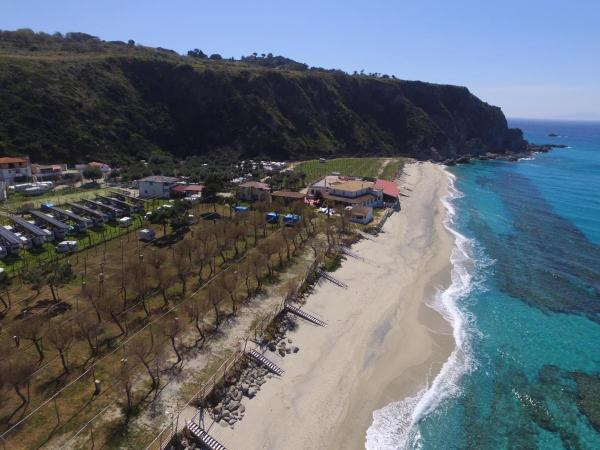 Villaggio Camping La Scogliera - Calabria