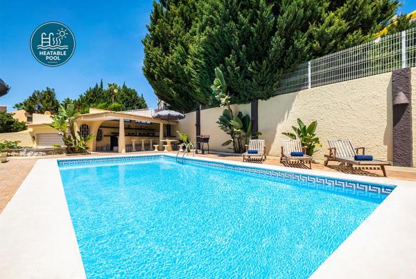 Villa Crisandra - Com Piscina Aquecível, Em Albufeira - Albufeira