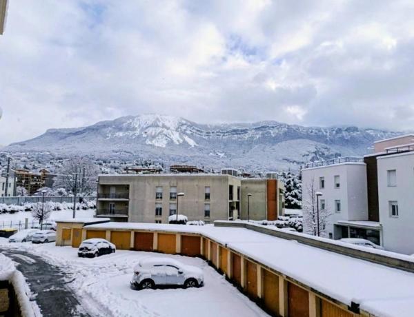 L'escale D'aix Parking Et Balcon - Chambéry
