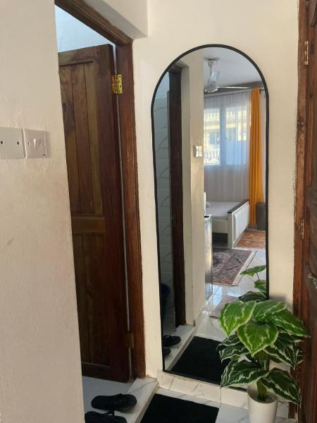 Zuribreezhomes Studio - Mombasa