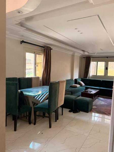 شقه غرفتين قريبه من المترو - Cairo