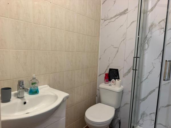 Apartment Sleeps 3 With Wifi - Watford