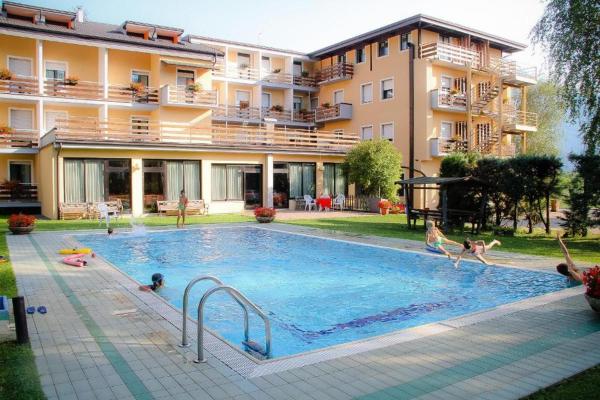 Hotel Dolomiti Levico - Folgaria