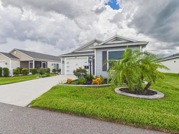 Sunny Spring Haven Getaway - Leesburg, FL