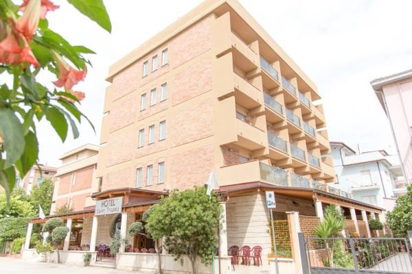 Hotel Saint Tropez - Pineto - Pineto
