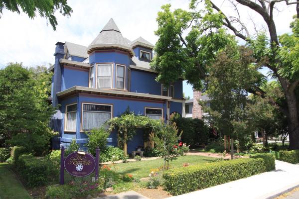 The Napa Inn - Yountville, CA