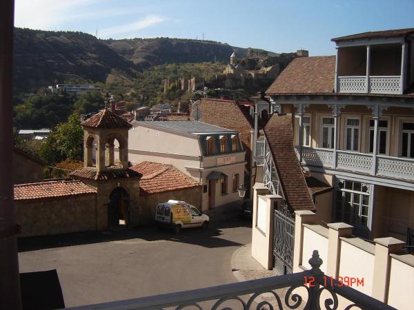 Old Metekhi Apartment - Tiflis