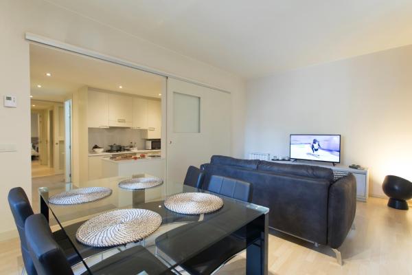Bravissimo Cort Reial Entresol A - ジローナ