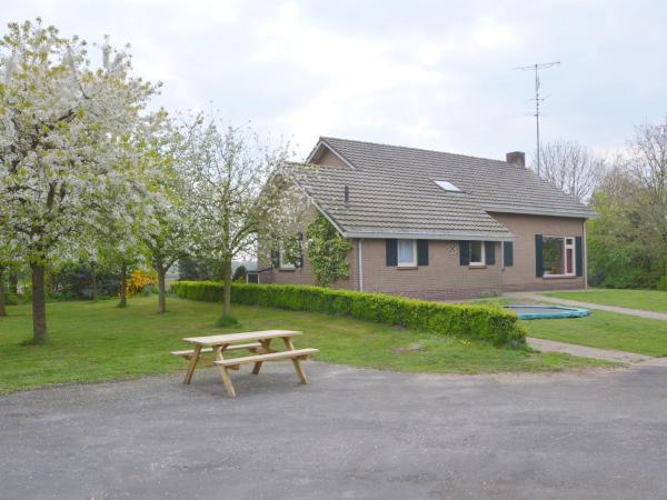 Holiday Home In Elsendorp With Garden - Netherlands