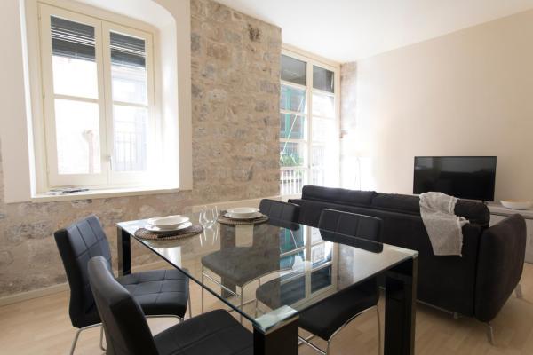 Bravissimo Cort Reial Entresol B - Girona