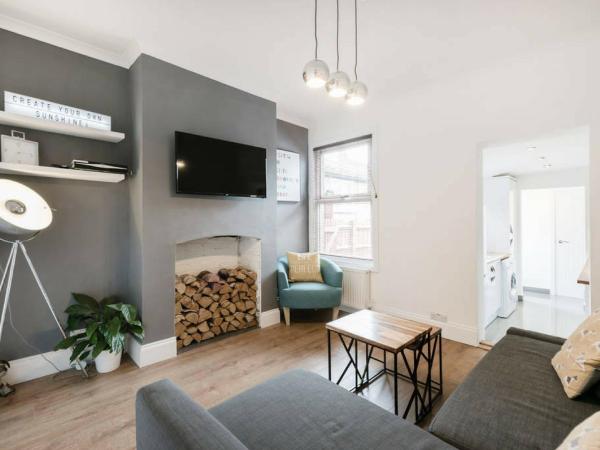 Cambridge House - Modern 2 Bedroom House, Close To Luton Airport & Town Centre - St Albans