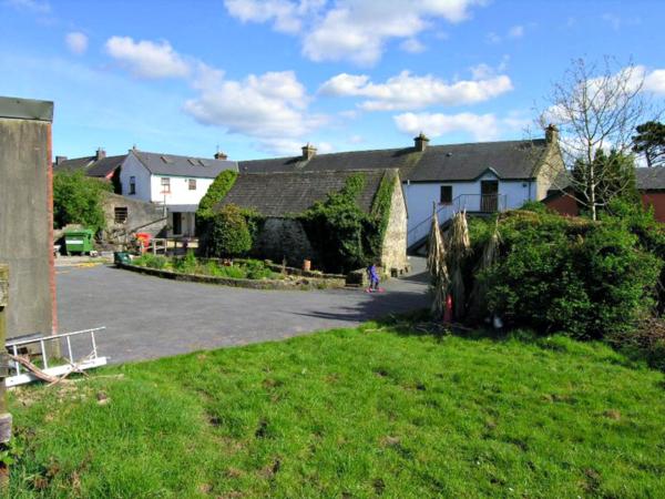 Clare Ecolodge - Clare County