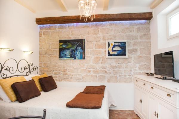 Apartments Laurus - Šibenik